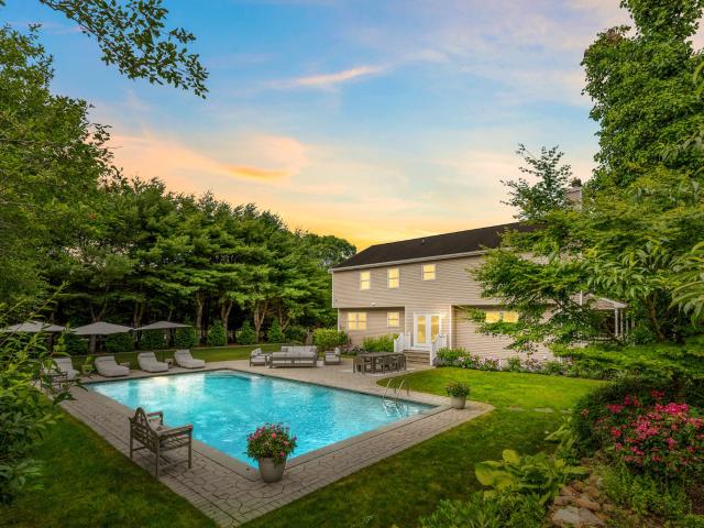 Undisclosed Address, Southampton, NY 11968 | MLS #385553