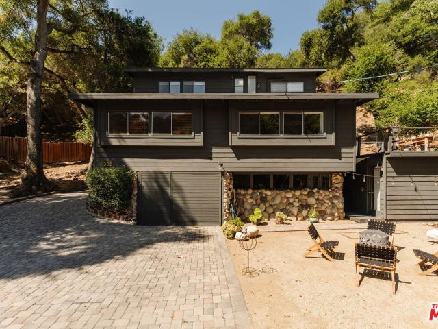 1385 Oakwood Dr, Topanga, CA 90290 | MLS #26667