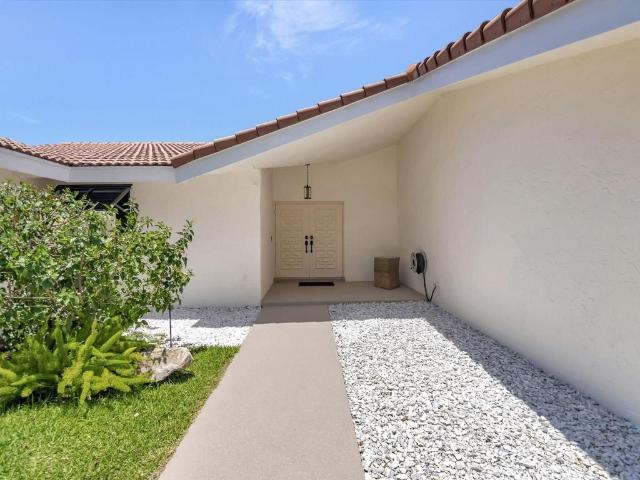 902 Foxpointe Circle, Delray Beach, US, FL