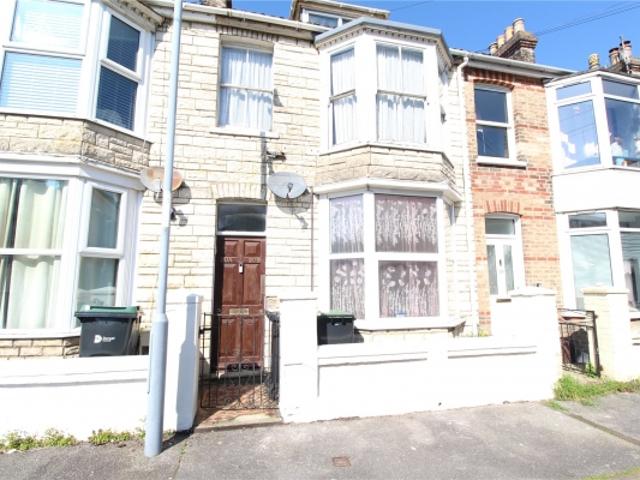 Unfurnished 1 Bed Terraced Flat/Apartment