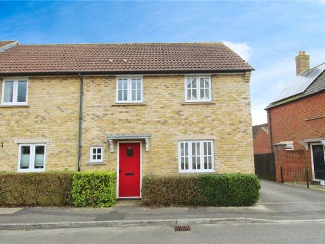 Unfurnished 3 Bed End of Terrace House