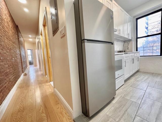 UNFURNISHED BRAND NEW UNIT