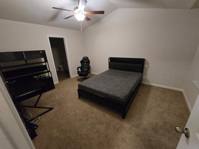 Unfurnished Charming MasterBR in Goldsboro | Avai