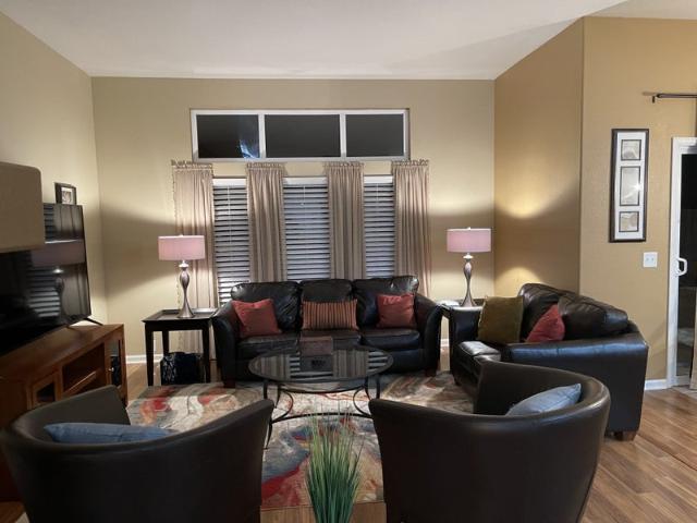 Unfurnished Gem in Contemporary Ranch Home