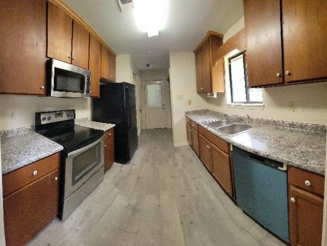 Unfurnished House Room Utilities & WiFi Includ