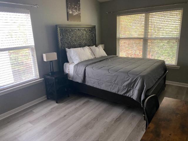 UNFURNISHED or FURNISHED ROOM_Spacious PrivatePri