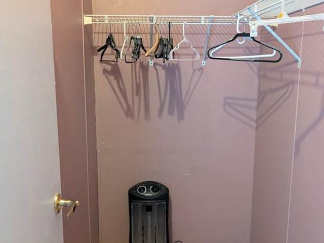 Unfurnished room for rent shared bathroom
