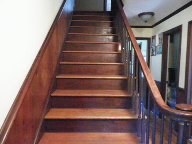 unfurnished room with shared bathon second floor i