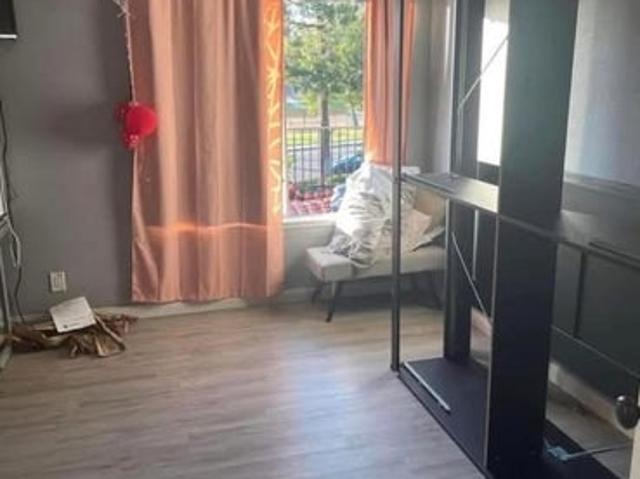 Unfurnished Room with Private Balcony