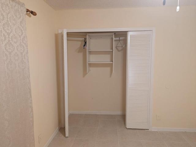Unfurnished rooms in West Palm Beach