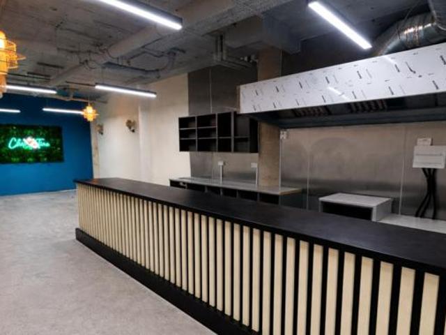 Unit. Parkhaus, A Downs Road, High Street Retail