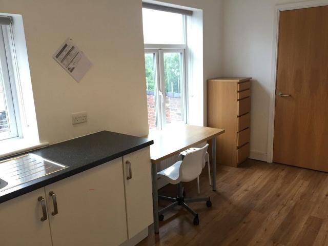 Unit 10 Lower Holyhead Road