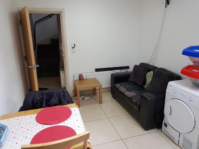 Unit 2, 21 Eglantine Avenue, Belfast, BT9 6DW
