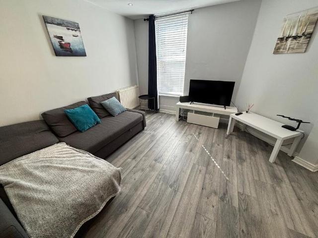 Unit 2, 2 Dunluce Street, Portrush, BT56 8DN