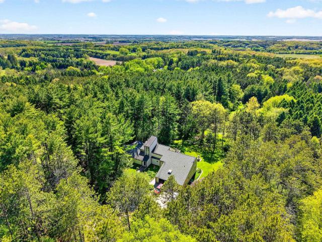 Unit 2 Sunset Drive Pines