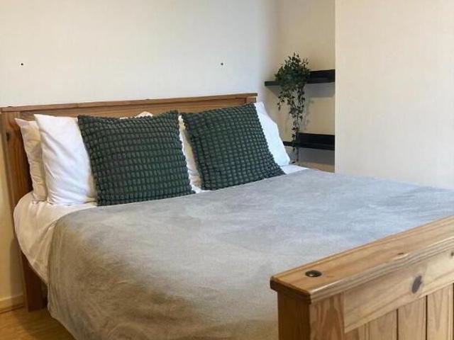 Unit 5, 2 Lisburn Avenue, Belfast, BT9 7FX