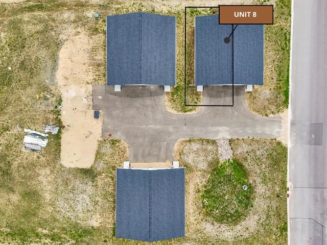 Unit #8 407 S Wengel Drive
