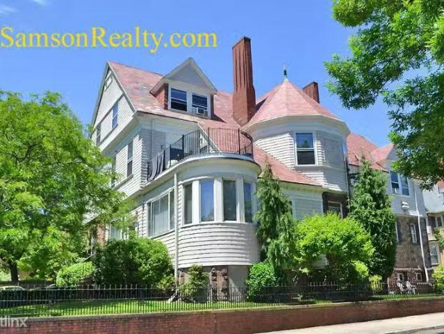 Unit 9 314 314 Angell St 9