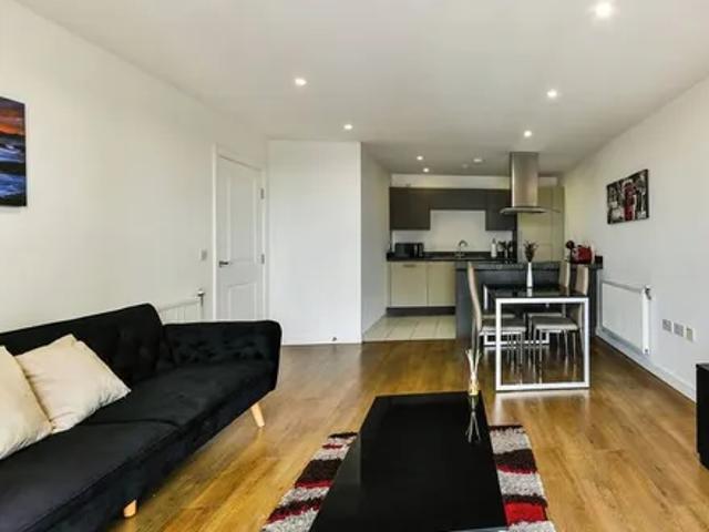 United Kingdom, Blackwall Tunnel, London, E14 9PB | 2 bed apartment for rent #154370030 | Rentberry