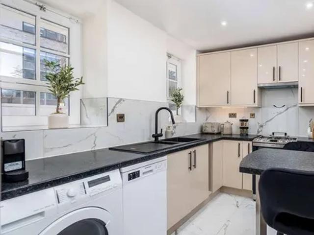United Kingdom, Blackwall Tunnel, London, E14 9PB | 4 bed apartment for rent #160772577 | Rentberry