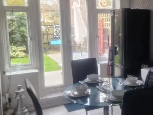 United Kingdom, Blackwall Tunnel, London, E14 9RF | 2 bed apartment for rent #98138397 | Rentberry
