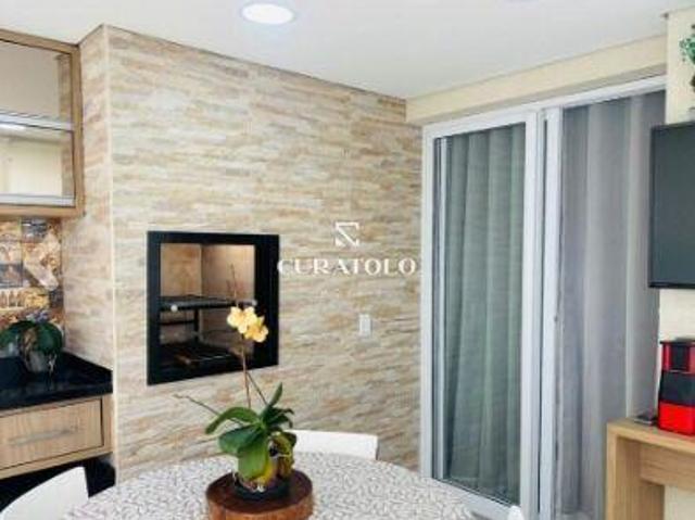 United Home Barra Funda Conheça esse apartamento à venda na Barra Funda, com 2 quartos, 1 vaga e v