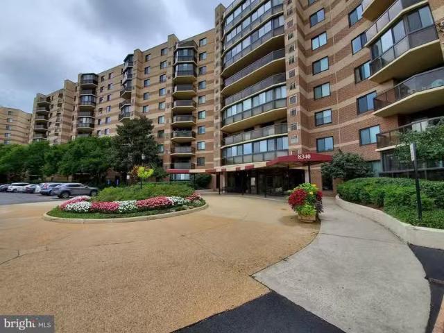 Unit/Flat/Apartment, Unit/Flat MCLEAN, VA 8340 Greensboro D.