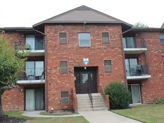 Unit/Flat/Apartment, Contemporary DOVER, DE 10 Fox Hall Dr