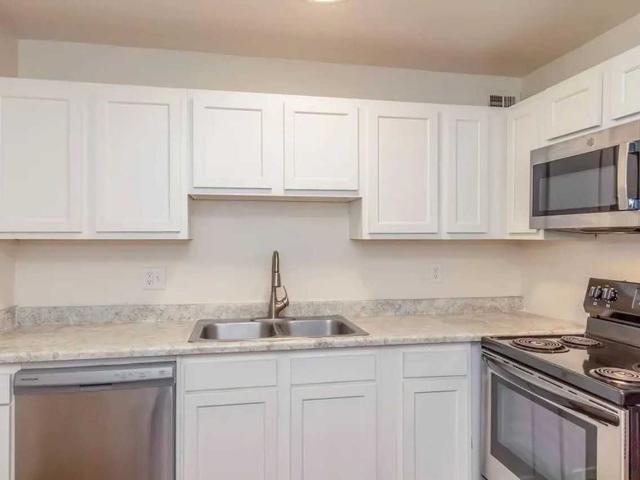 UNITS NOW AVAILABLE 1 Bedroom Apartment for Rent at 120 W Prince Rd, Tucson, AZ 85705 Amphi