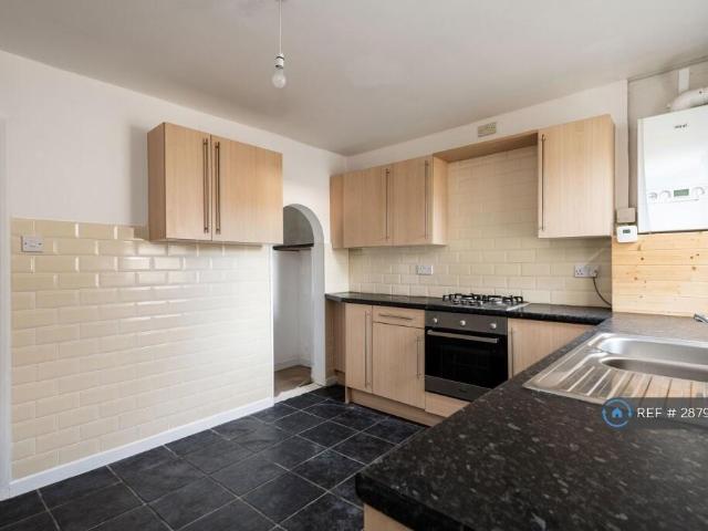 Unity St, Sheerness, ME12 2 bed terraced house to rent £1,174 pcm £271 pw