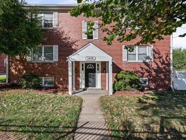 University Meadows Studio Apartment for Rent at 4818 Paseo Blvd, Kansas City, MO 64110 Eastern 49 63