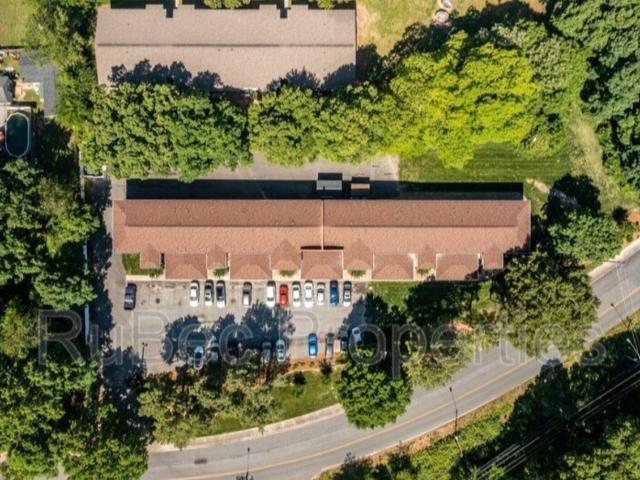 University Northside 2 Bedroom Apartment for Rent at 9517 Newell Hickory Grove Rd, Charlotte, NC 28215 Eastway