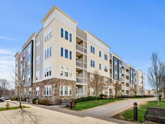 University Ave Unit,westwood, Condo For Sale