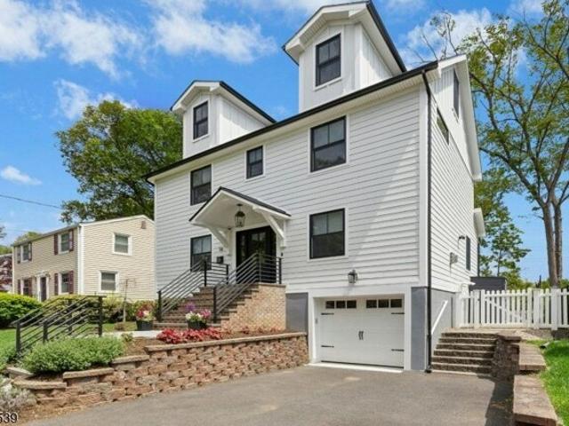 University Ave, Chatham, Home For Sale