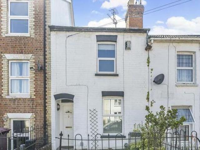 University Area, Convenient For Town Centre And Station, 2 Bedroom Terraced