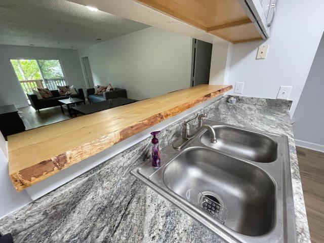 University Commons Unit A 23 1 Bedroom Apartment for Rent at 303 Smith Level Rd, Chapel Hill, NC 27516