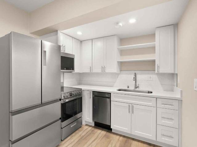 University Crest Apartments 2 Bedroom Apartment for Rent at 3170 Canyon Crest Dr, Riverside, CA 92507 University