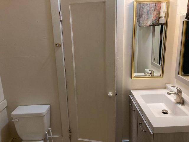 University Heights Studio Apartment for Rent at 2211 Ne 50th St, Seattle, WA 98105 University District