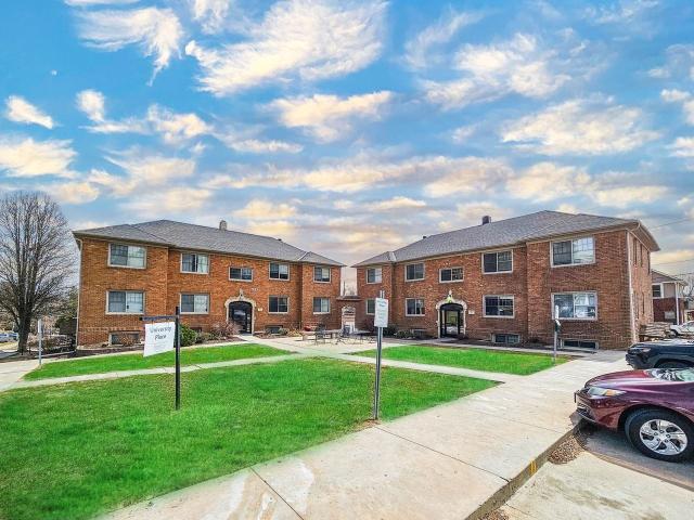 University Place Apartments 2 Bedroom Apartment for Rent at 3419 Howard St, Omaha, NE 68105