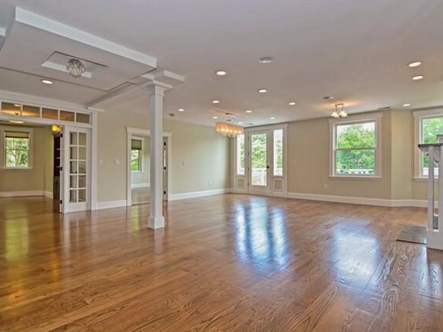 University Rd Apt,brookline, Condo For Sale