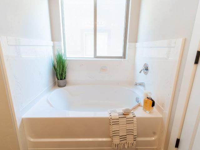 University Ridge 3 Bedroom Apartment for Rent at 1025 University Park Blvd, Clearfield, UT 84015
