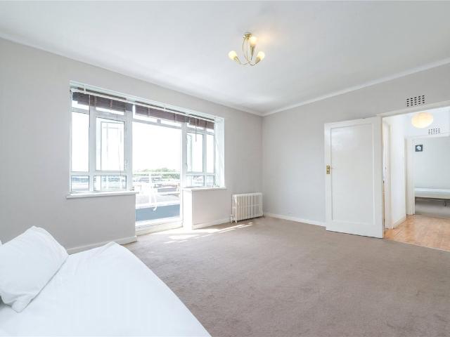 University Street, Bloomsbury, London WC1E, 1 bed flat to rent, £2,578 pcm | PrimeLocation