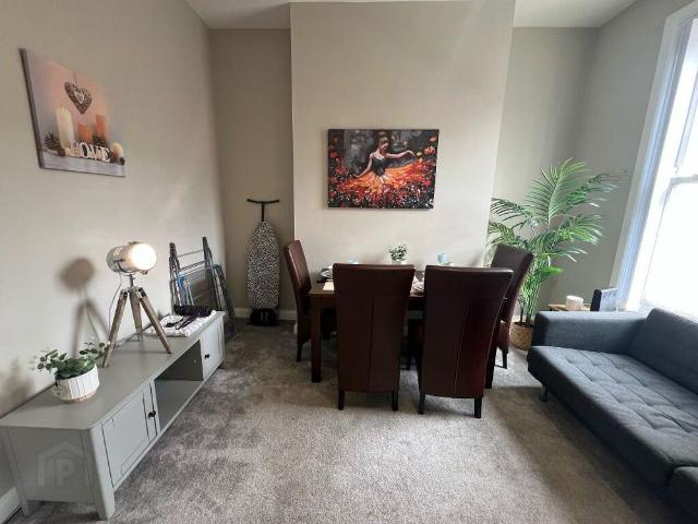 University Street, Room 2, All Bills Included, Belfast, BT7 1FZ
