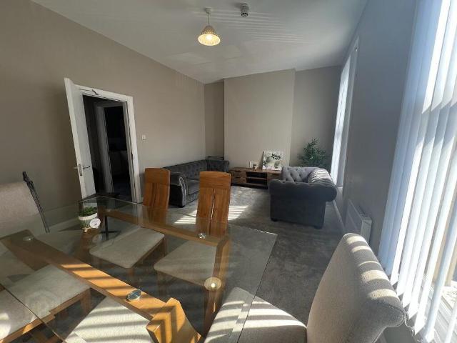 University Street, Room 7, All Bills Included, Belfast, BT7 1FZ
