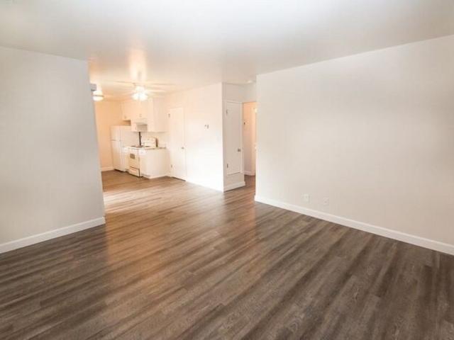 University Terrace Apartments 2 Bedroom Apartment for Rent at 520 University Ave, Los Gatos, CA 95032