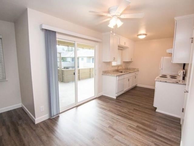 University Terrace Apartments 2 Bedroom Apartment for Rent at 520 University Ave, Los Gatos, CA 95032