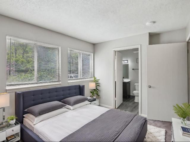 University Villa Apartments 2 Bedroom Apartment for Rent at 2966 Francis St, Kansas City, KS 66103 Rosedale