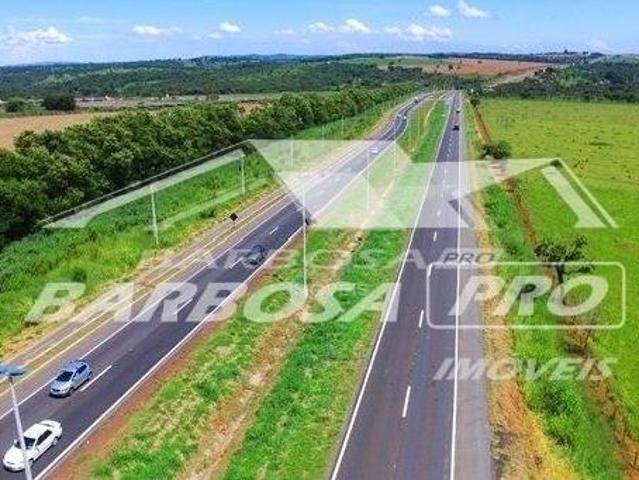Única área gabaritada para construção de condomínio para venda entre Bela Vista de Goiás e Goiânia