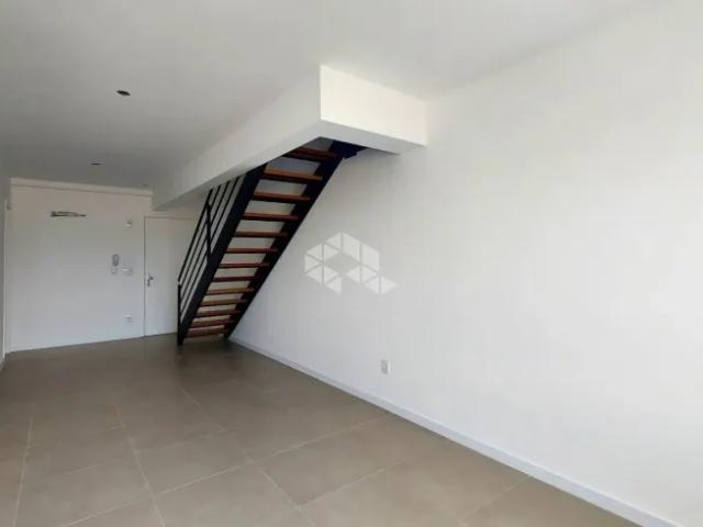 Único. Duplex, duas suítes com churrasqueira e duas vagas