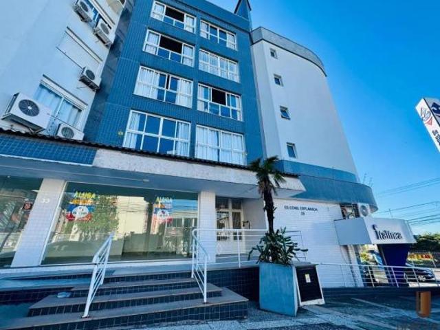 Uniclass Imóveis vende amplo apartamento de 110m² mobiliado no bairro centro de Canoas RS